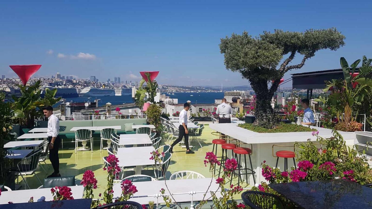 Best 9 Rooftop Restaurants in Istanbul - A Girl in Istanbul